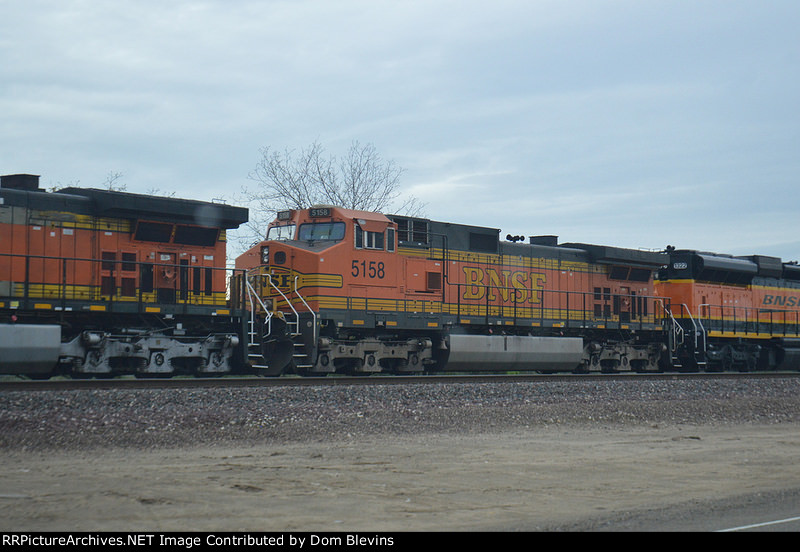 BNSF 5158